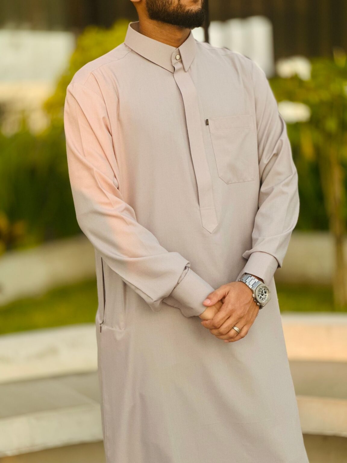 Saudi Thobe Signature Series - Light Ash | Guraba